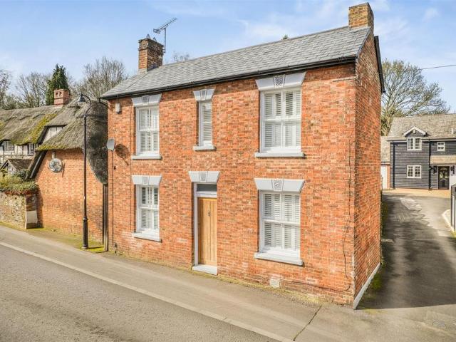 3 bedroom detached house for sale