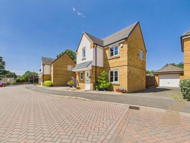 3 bedroom detached house for sale