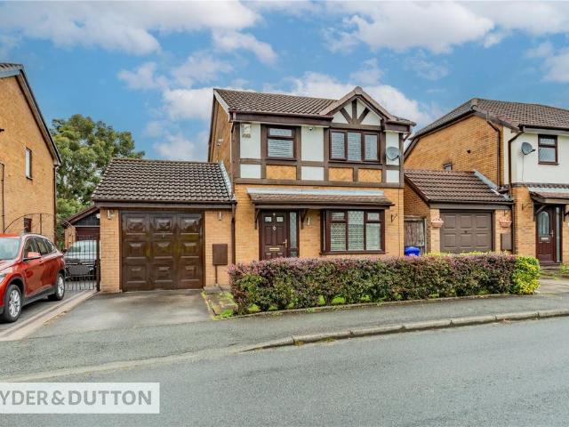 3 bedroom detached house for sale