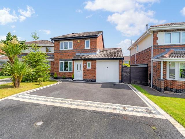 3 bedroom detached house for sale