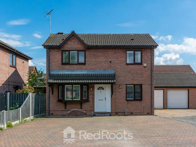 3 bedroom detached house for sale