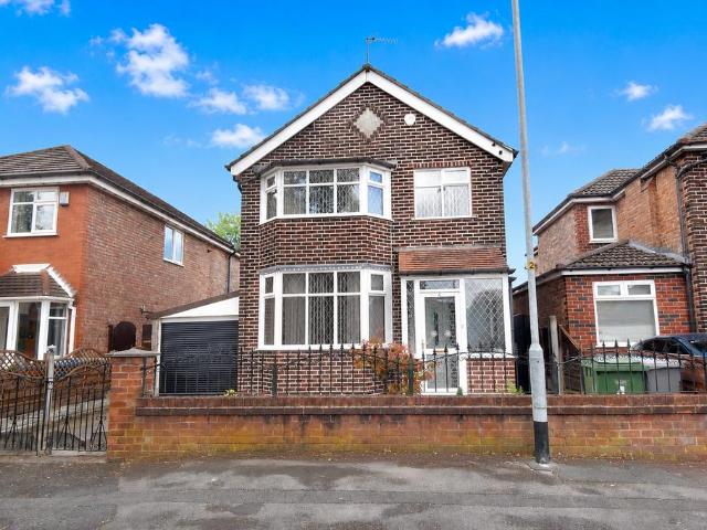 3 bedroom detached house for sale