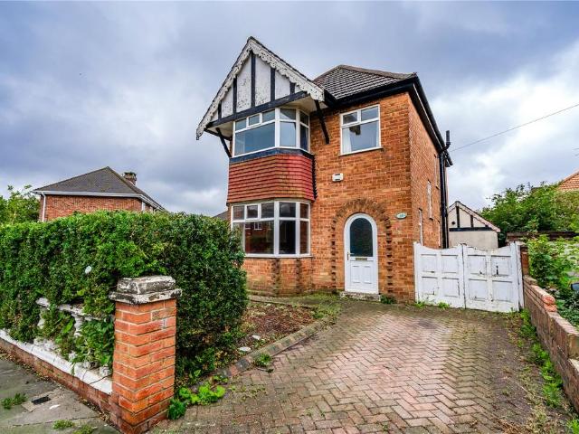 3 bedroom detached house for sale