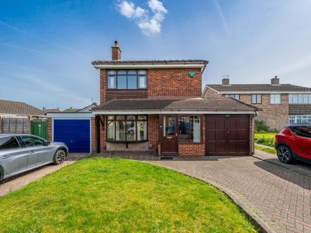 3 bedroom detached house for sale