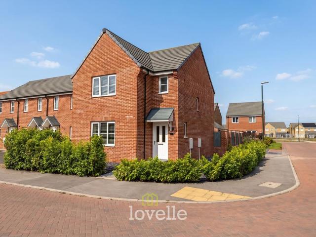 3 bedroom detached house for sale