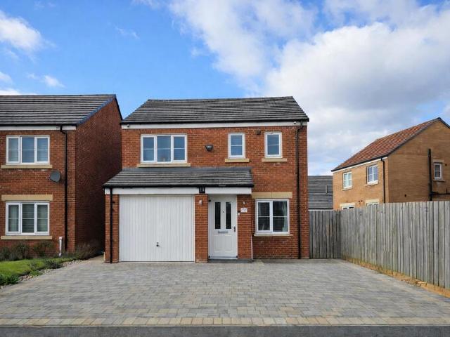 3 bedroom detached house for sale
