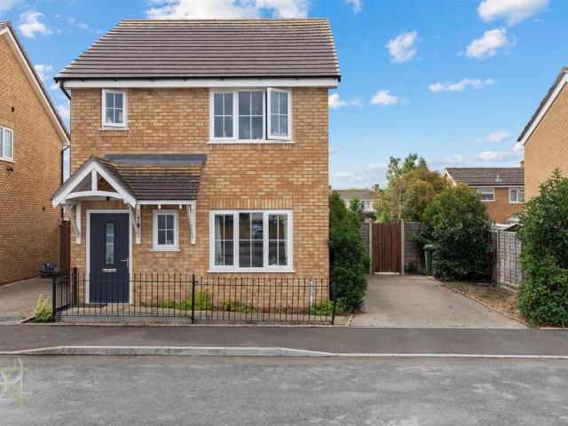 3 bedroom detached house for sale