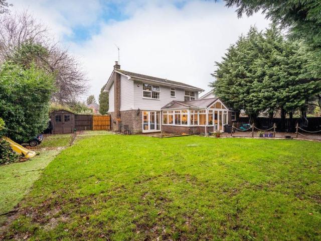 3 bedroom detached house for sale