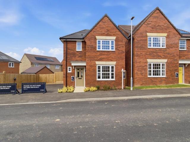 3 bedroom detached house for sale