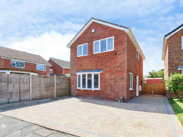 3 bedroom detached house for sale