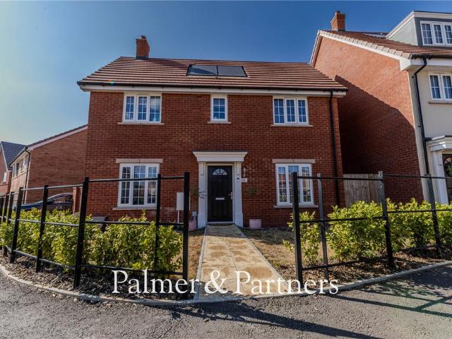 3 bedroom detached house for sale