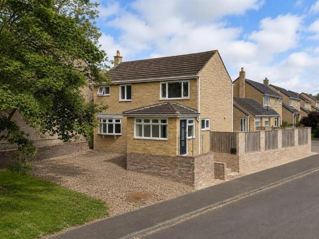 3 bedroom detached house for sale