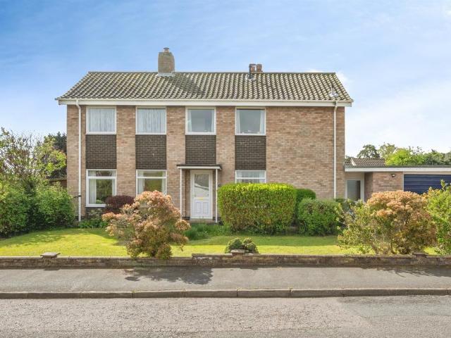3 bedroom detached house for sale