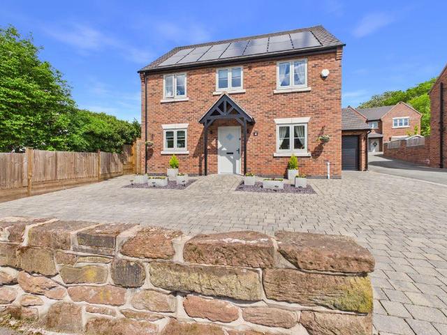 3 bedroom detached house for sale