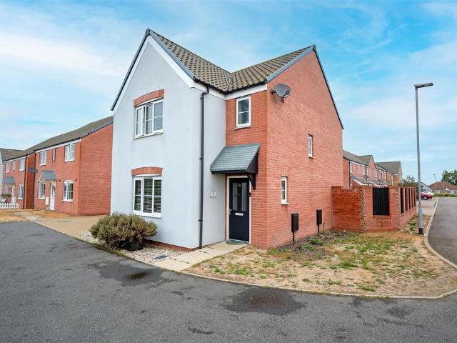 3 bedroom detached house for sale