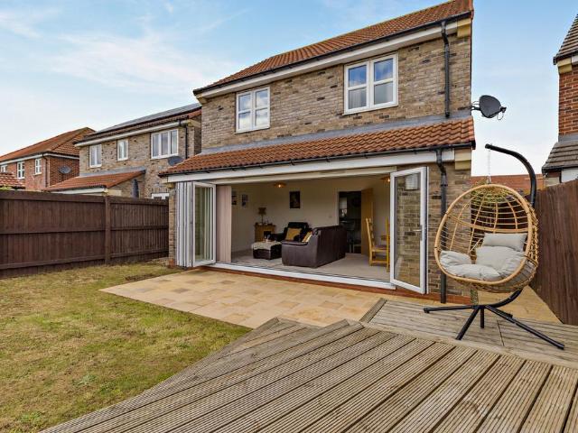 3 bedroom detached house for sale