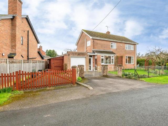 3 bedroom detached house for sale