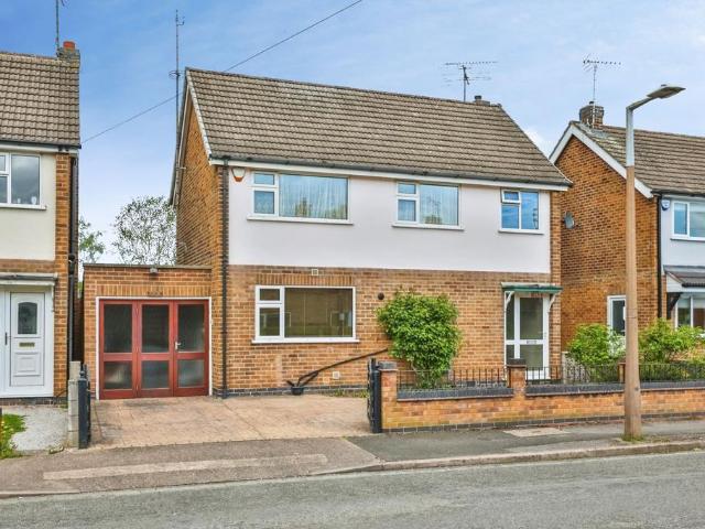 3 bedroom detached house for sale