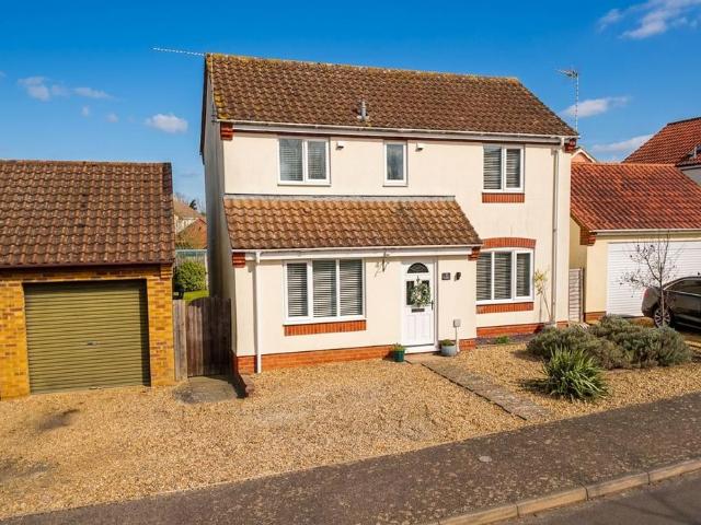 3 bedroom detached house for sale