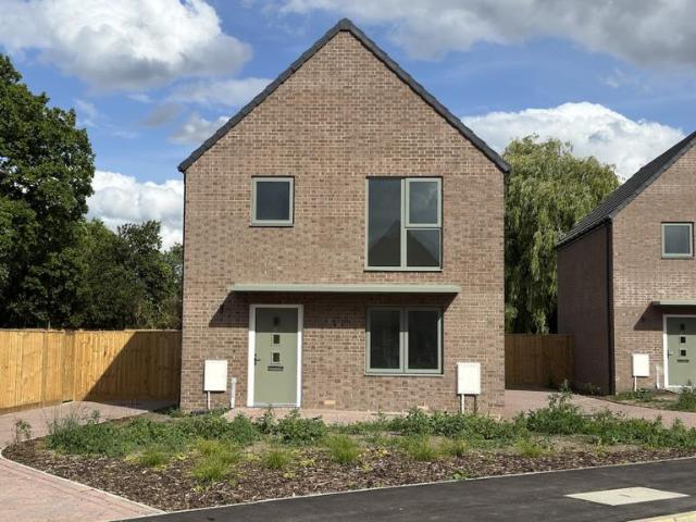 3 bedroom detached house for sale