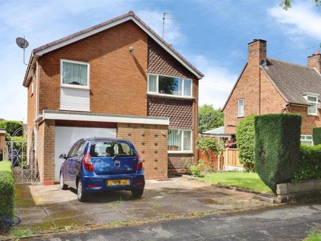 3 bedroom detached house for sale