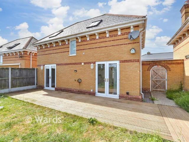 3 bedroom detached house for sale