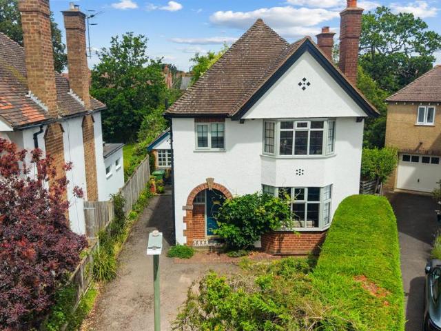 3 bedroom detached house for sale