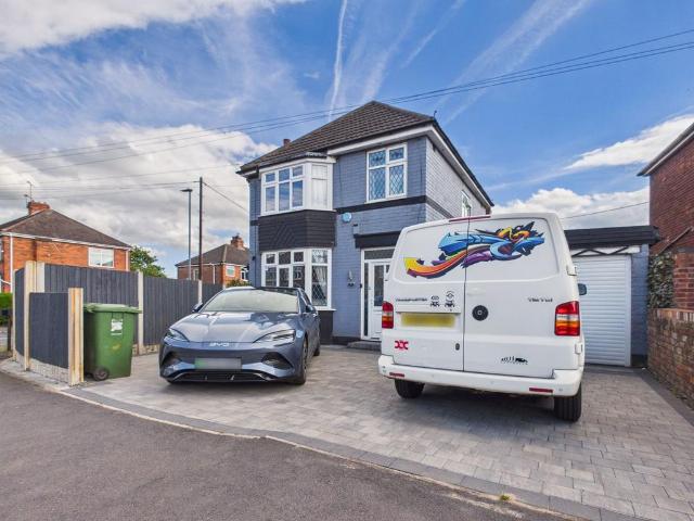 3 bedroom detached house for sale