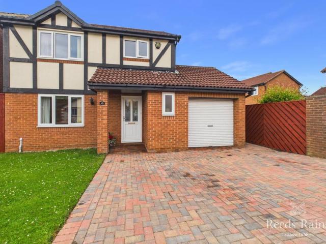 3 bedroom detached house for sale
