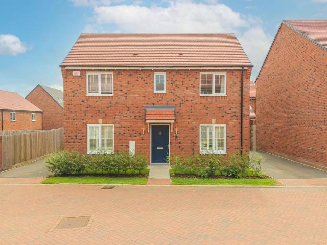 3 bedroom detached house for sale
