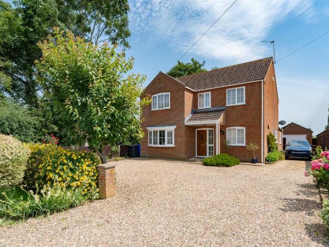 3 bedroom detached house for sale