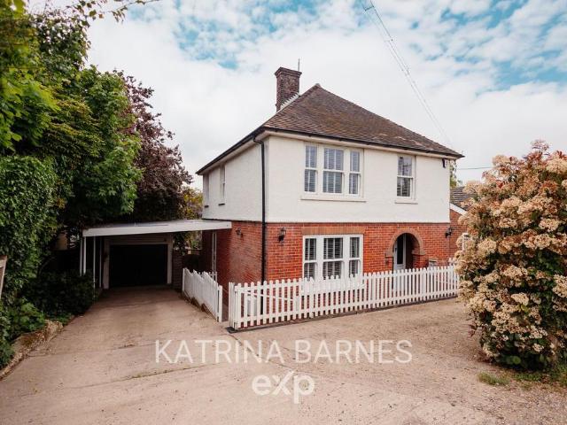 3 bedroom detached house for sale