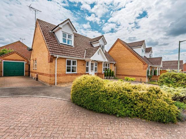 3 bedroom detached house for sale