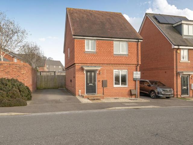 3 bedroom detached house for sale