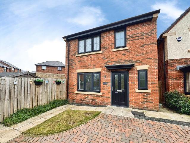 3 bedroom detached house for sale
