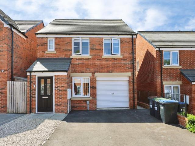 3 bedroom detached house for sale