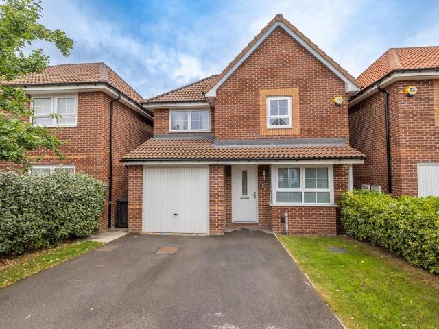 3 bedroom detached house for sale