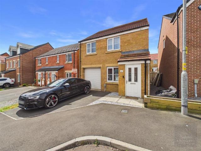3 bedroom detached house for sale