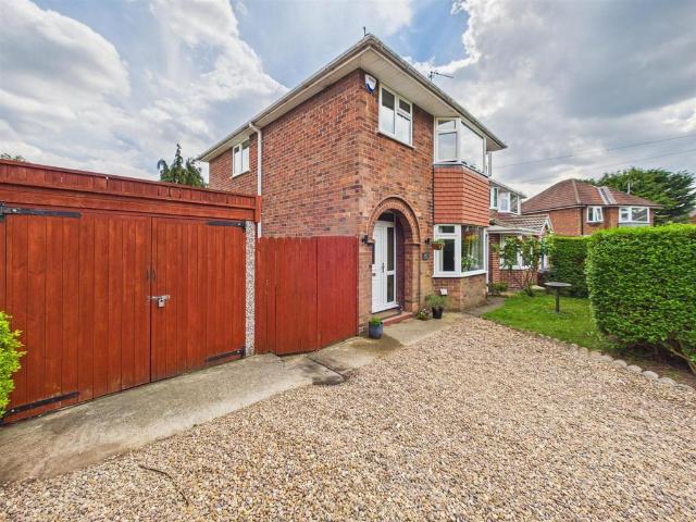3 bedroom detached house for sale
