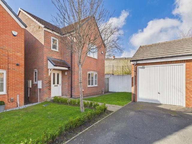 3 bedroom detached house for sale