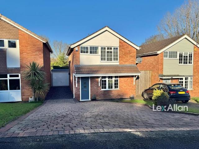 3 bedroom detached house for sale