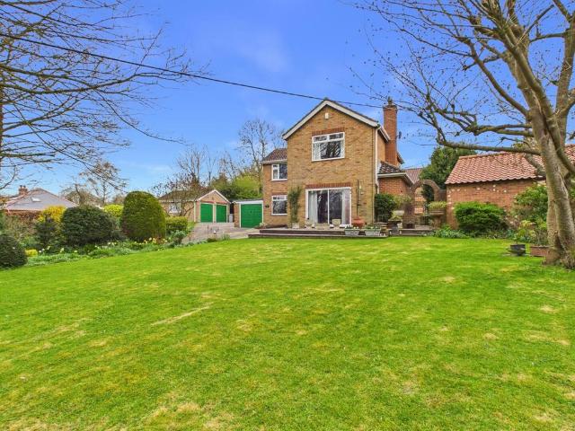 3 bedroom detached house for sale