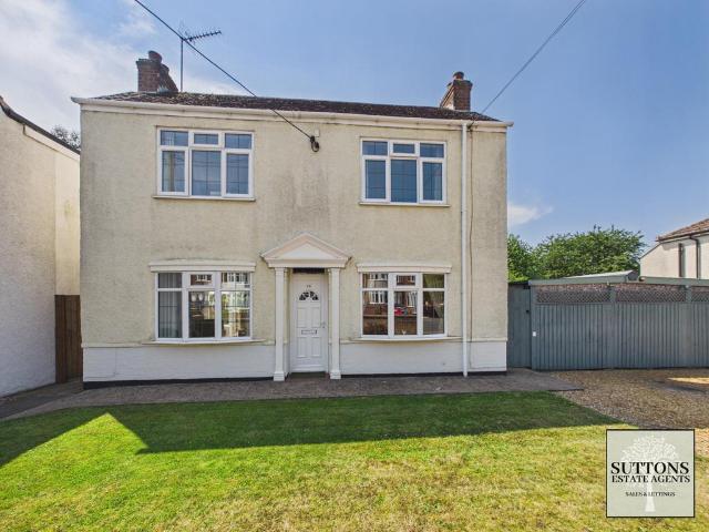3 bedroom detached house for sale
