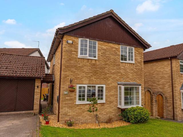 3 bedroom detached house for sale