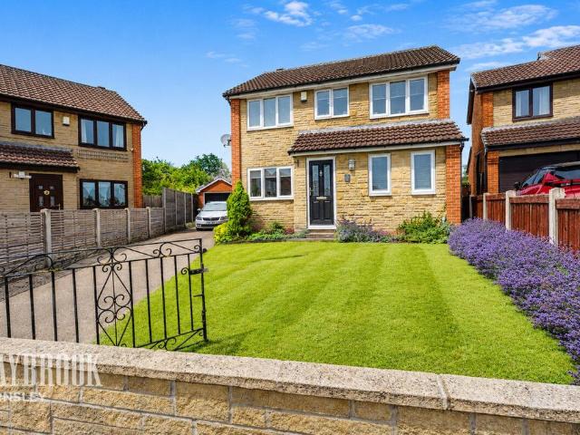 3 bedroom detached house for sale
