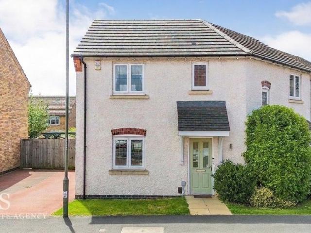 3 bedroom detached house for sale