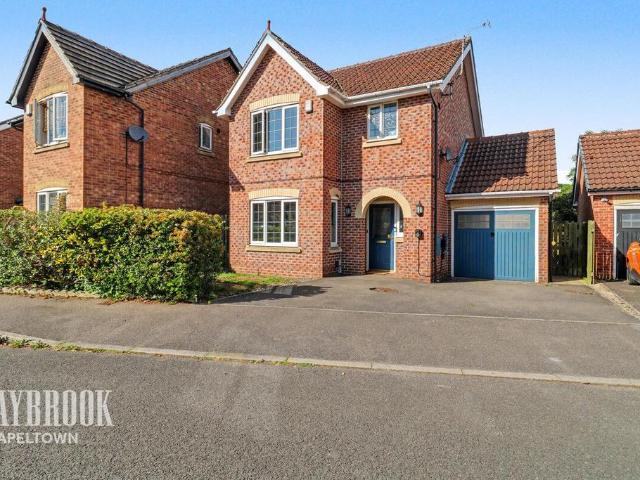 3 bedroom detached house for sale