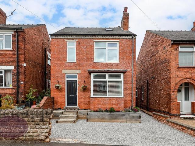 3 bedroom detached house for sale