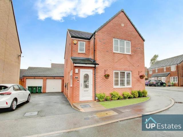 3 bedroom detached house for sale