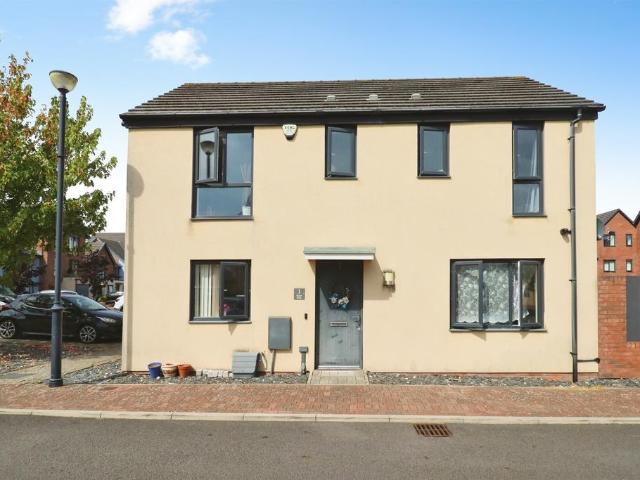 3 bedroom detached house for sale
